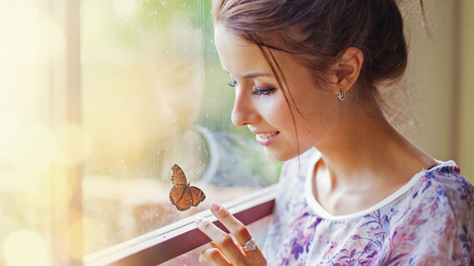 5 nestandartiniai požymiai, kad jus įsimylėjo | Sketis