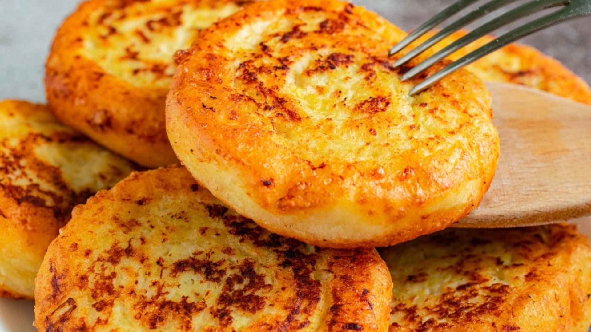 Tinginių pyragėliai su vištienos faršu | Sketis